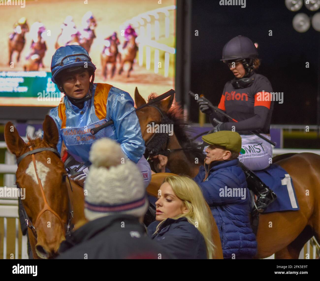 Night Horse Racing at Wolves Races, Wolverhampton Stock Photo - Alamy