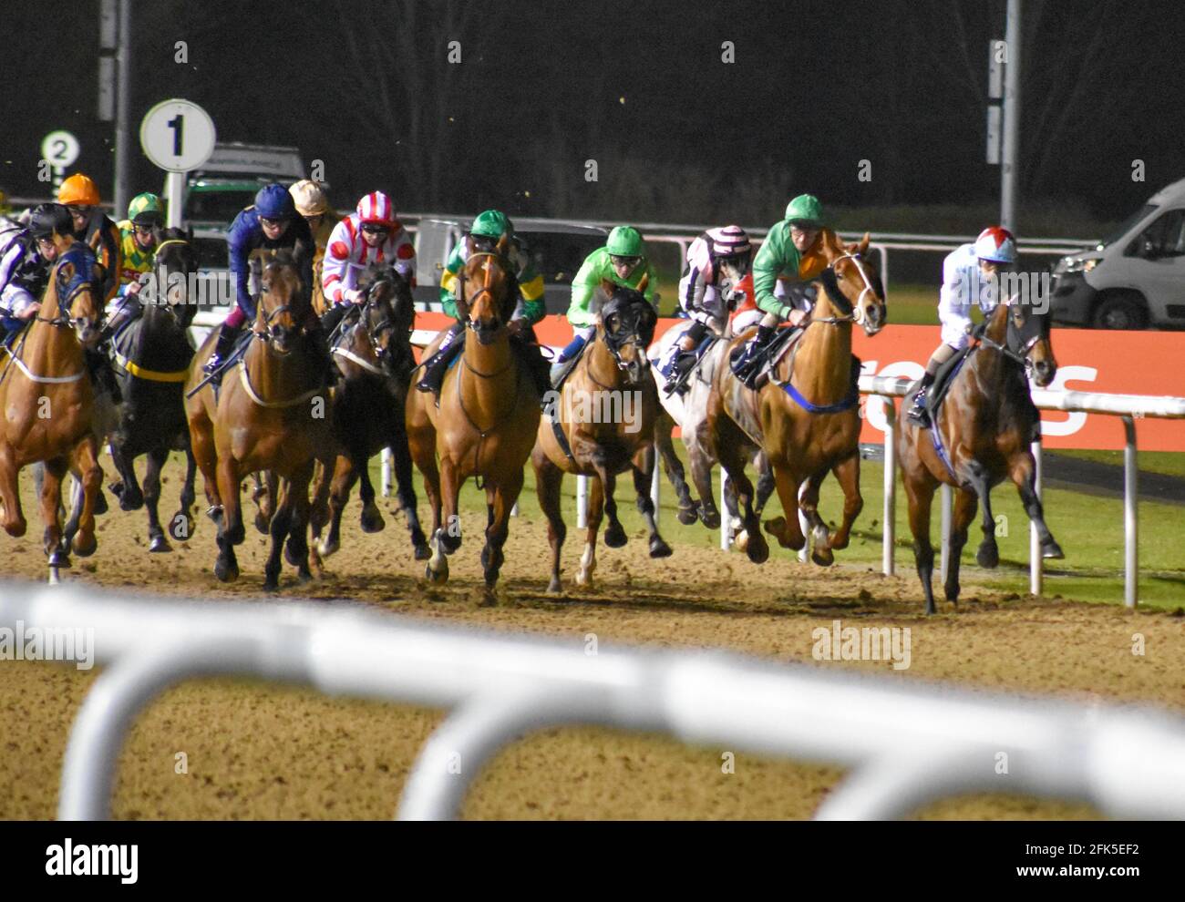 Horse racing races wolverhampton hi-res stock photography and images ...