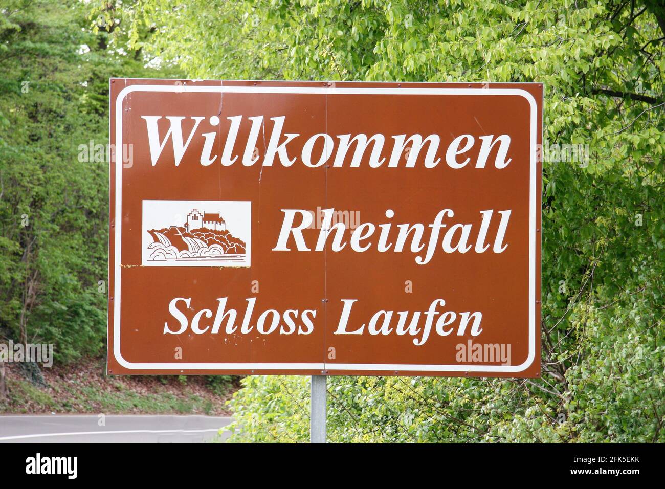 Brown signs to the Rhine falls at Schaffhausen, Switzerland Stock Photo ...