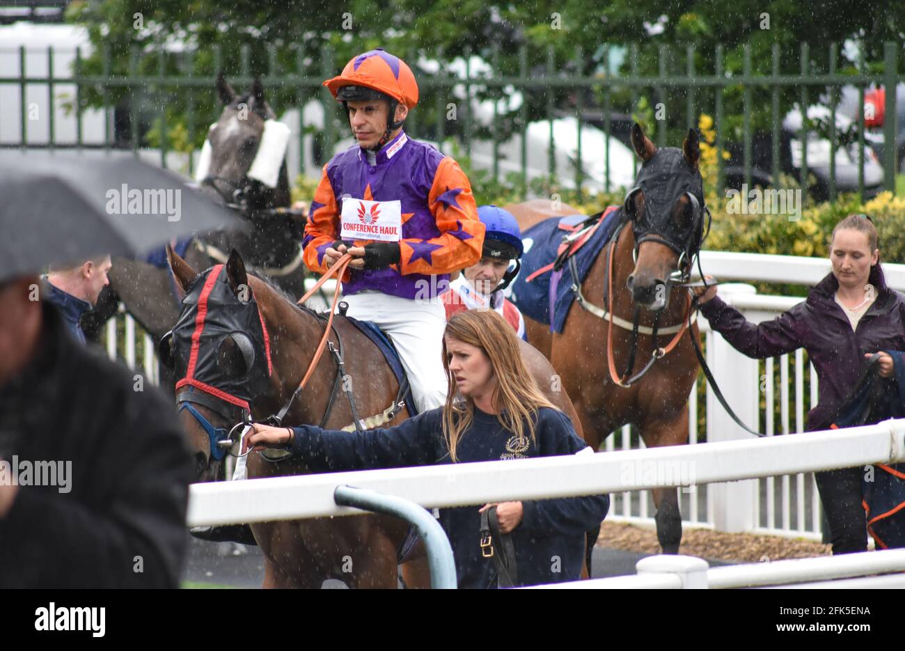 Wolverhampton racecourse hi-res stock photography and images - Alamy