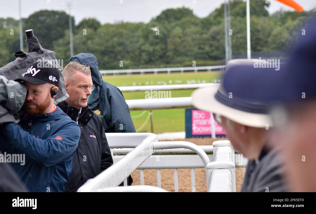 Wolverhampton racecourse hi-res stock photography and images - Alamy