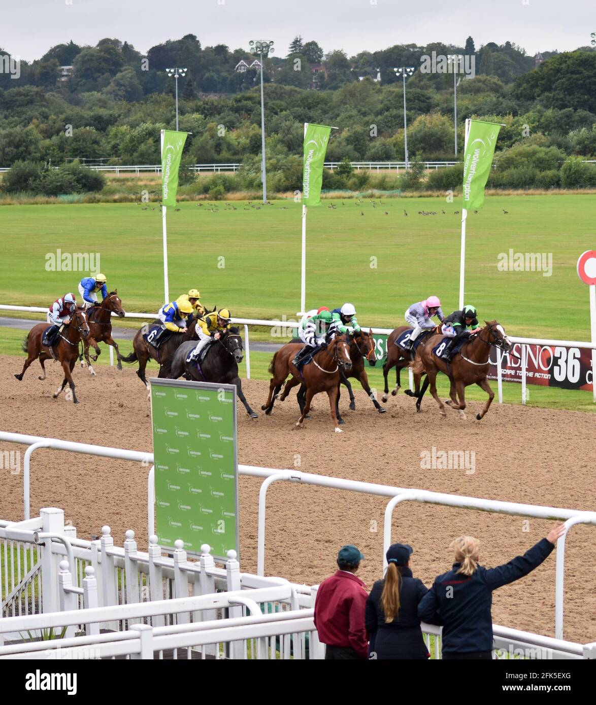 Wolverhampton racecourse hi-res stock photography and images - Alamy