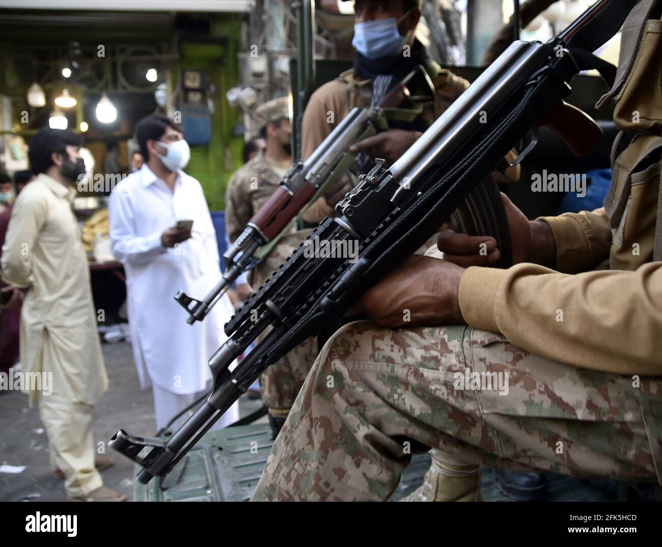 Pakistani army patrol hi-res stock photography and images - Alamy