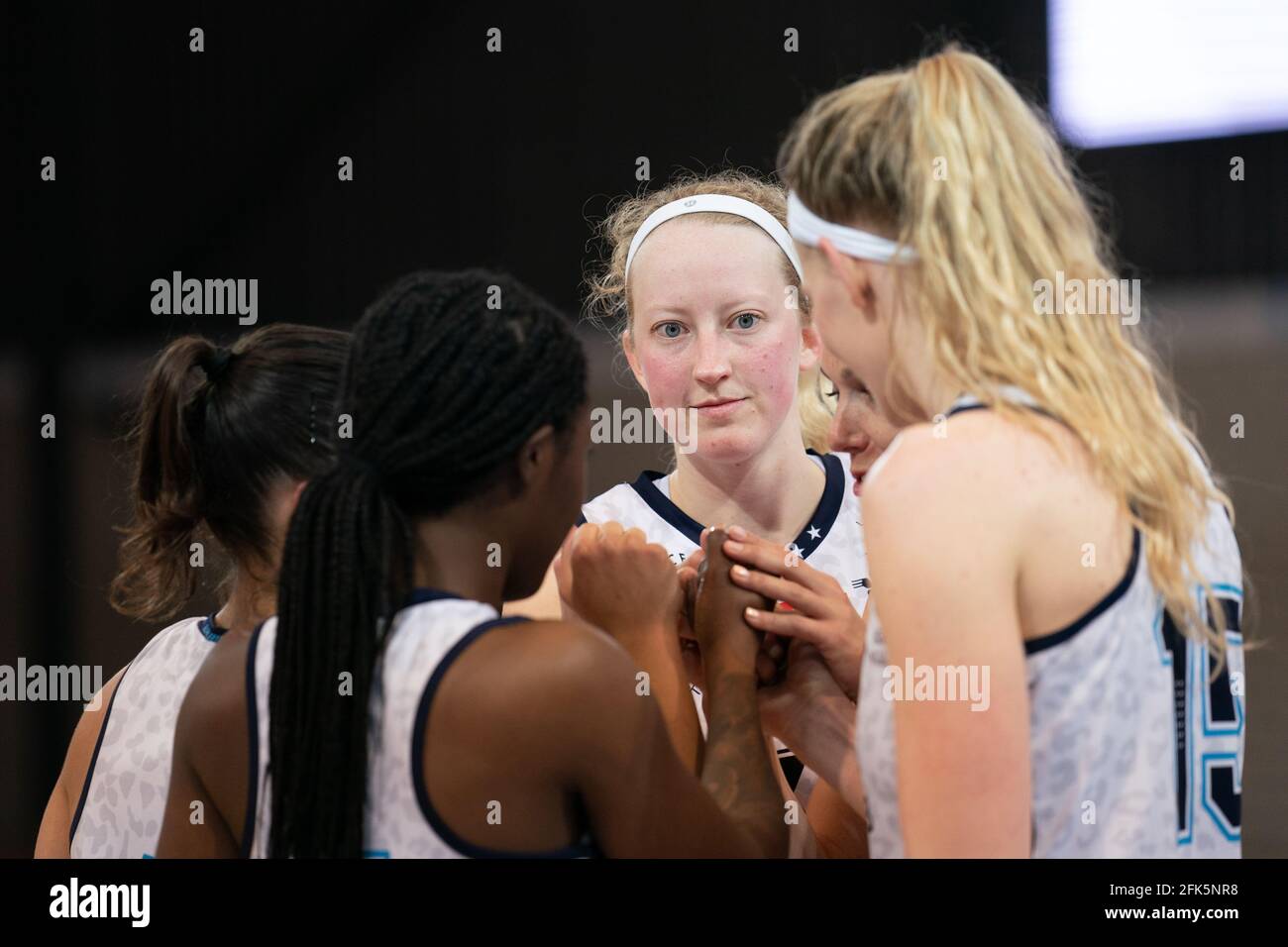 Taylor koenen hi-res stock photography and images - Alamy