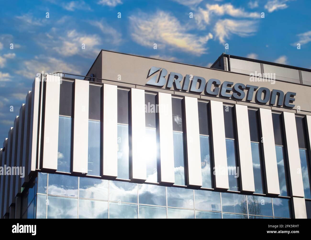 Bridgestone logo hi-res stock photography and images - Alamy