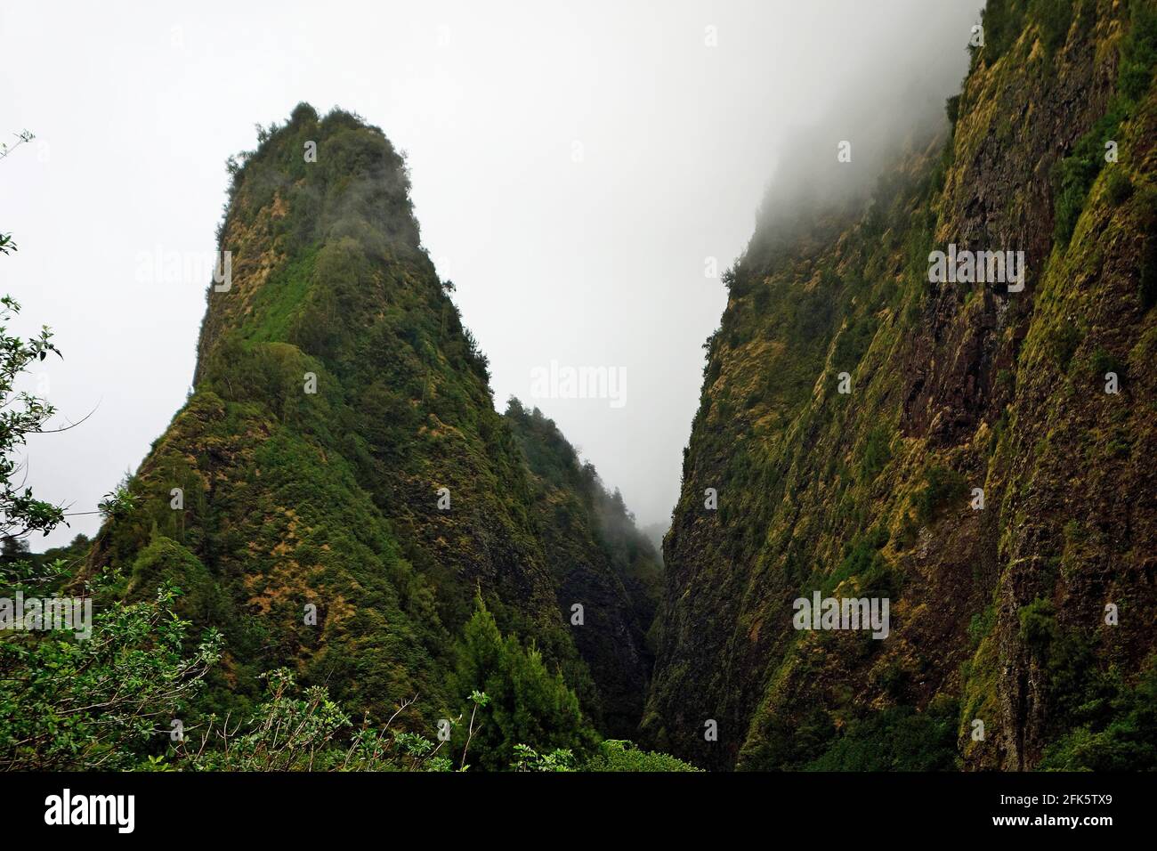 Famous Iao Needle in the Iao Valley State Park in Maui, Hawaii Stock ...