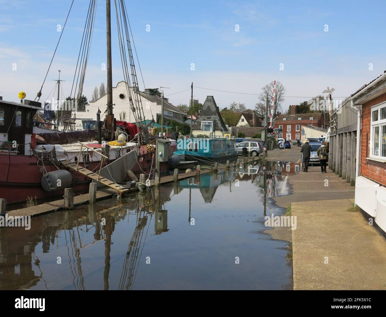 Woodbridge boatyard hi-res stock photography and images - Alamy