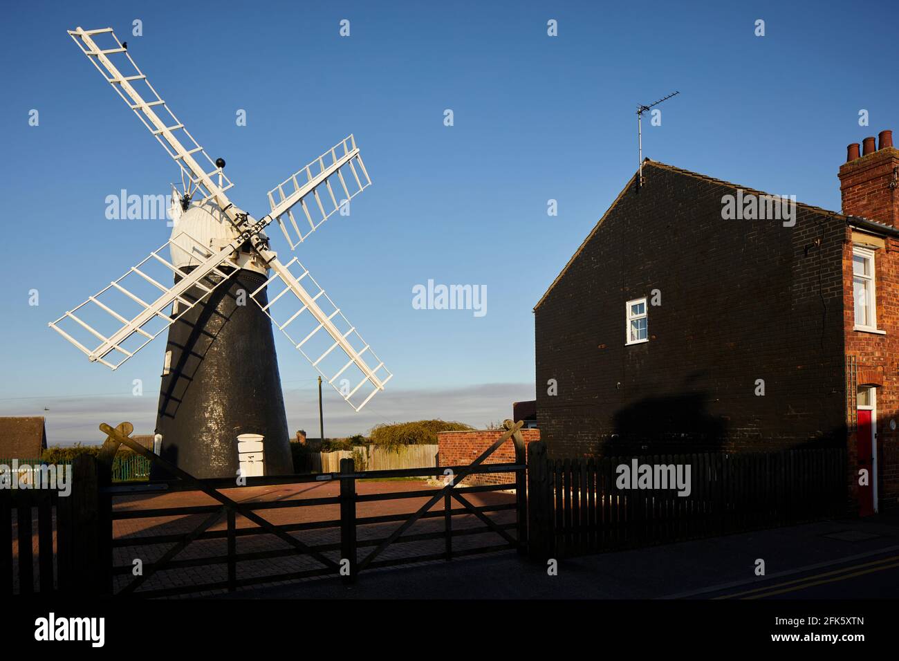 Lincolnshire mill historical hi-res stock photography and images - Alamy