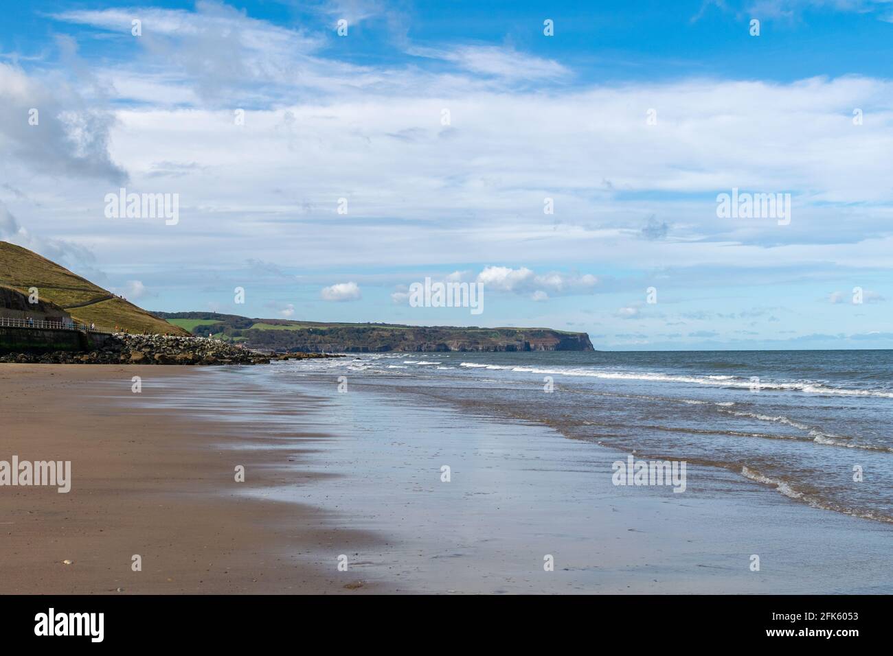 Whitby beach low tide hi-res stock photography and images - Alamy