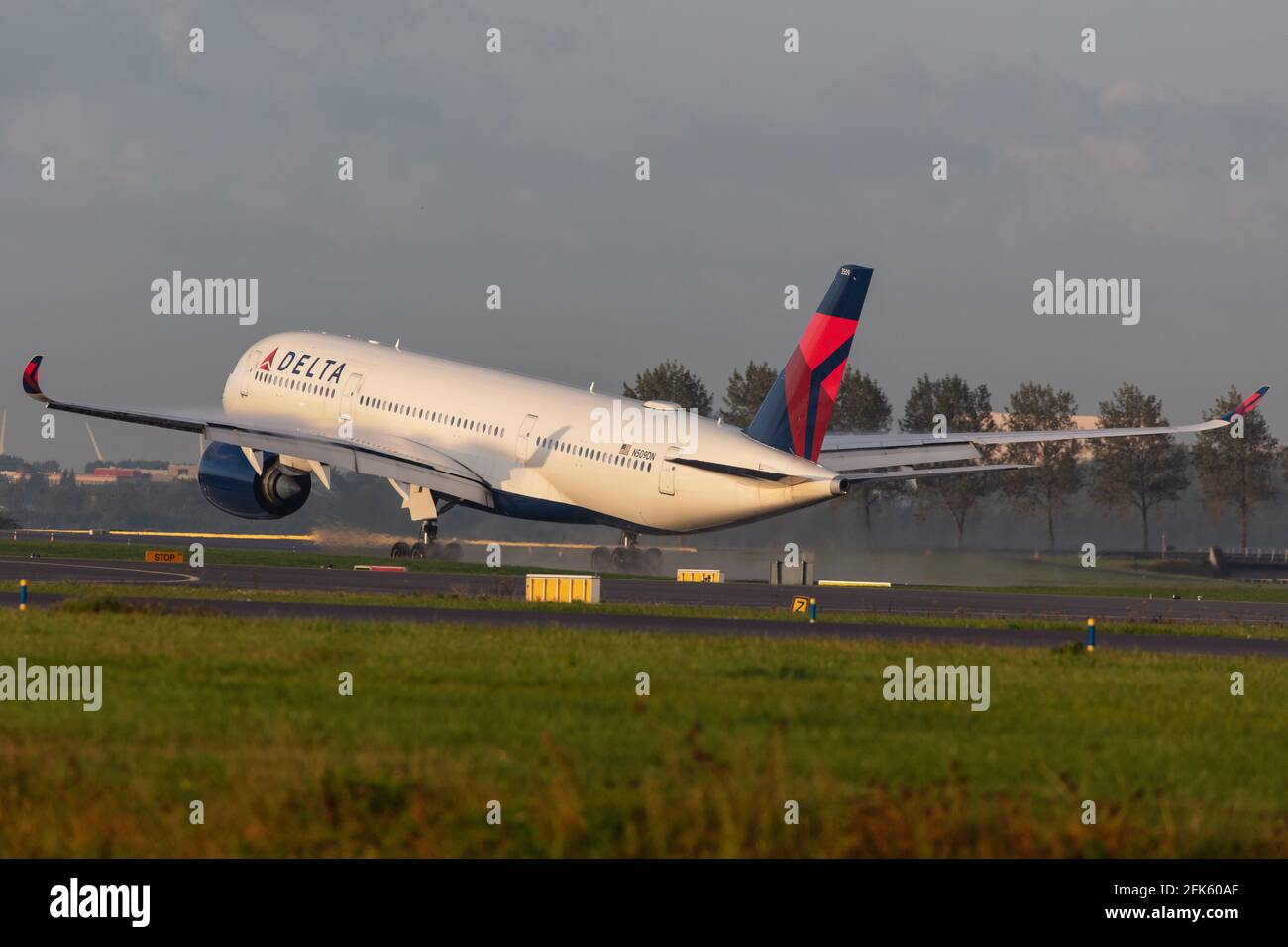 AMSTERDAM, NETHERLANDS - Sep 12, 2020: Delta Air Lines (DL / DAL ...