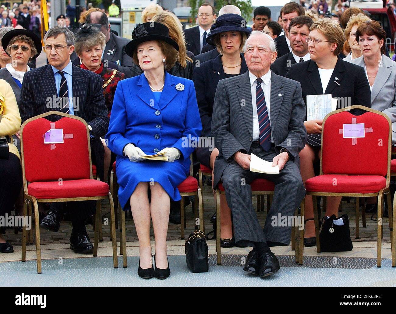 MARGARET THATCHER AND REX HUNT AT THE 20TH ANNIVERSARY FALKLANDS ...
