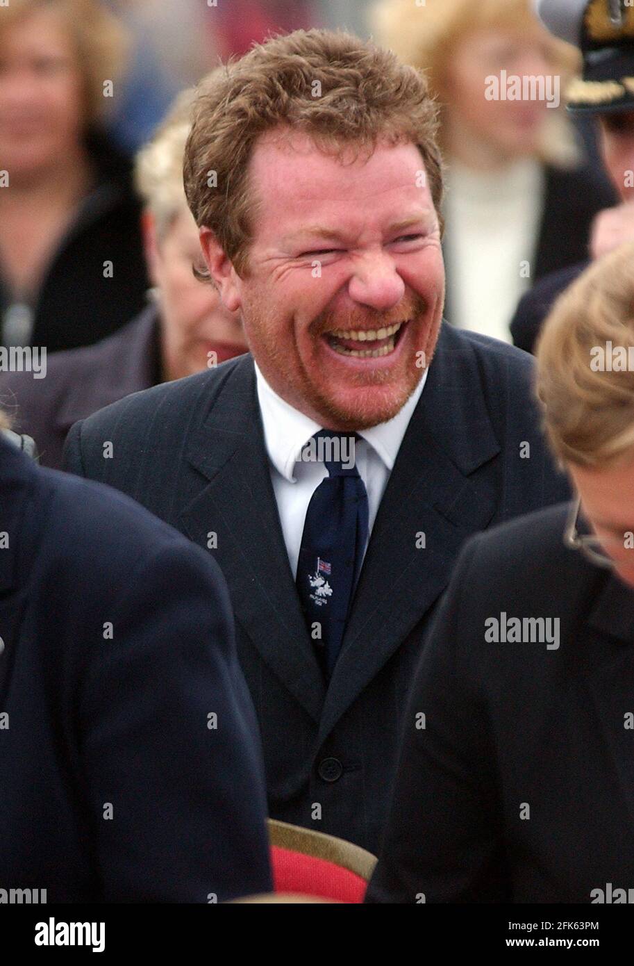 JIM DAVIDSON AT THE 20TH ANNIVERSARY FALKLANDS MEMORIAL SERVICE AT ...