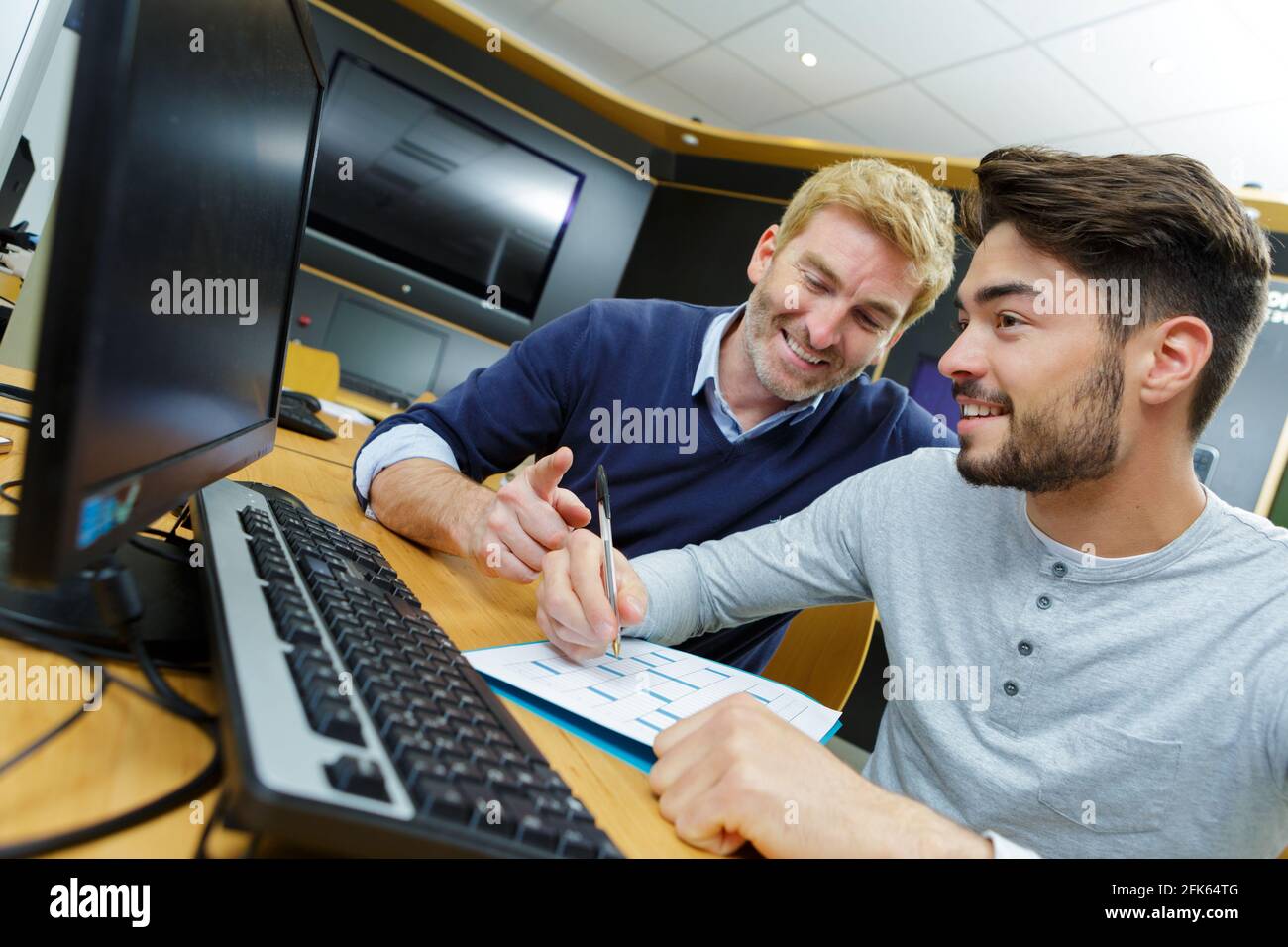 Gaining knowledge hi-res stock photography and images - Alamy