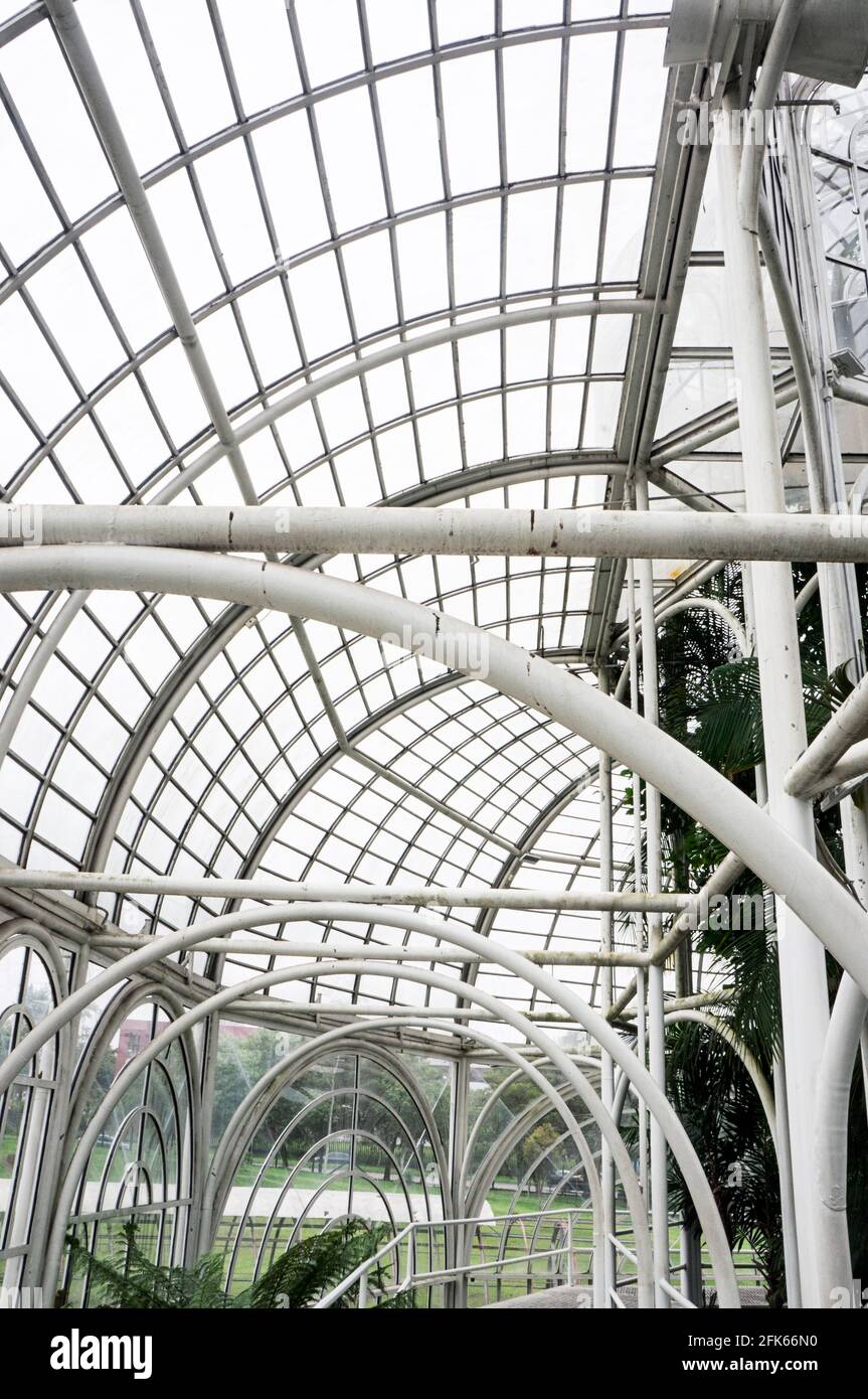 Botanical garden Curitiba indoors metallic structure details ...
