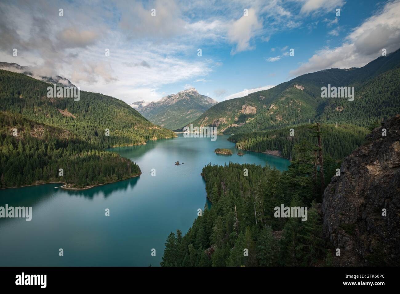 Lake Diablo North Cascades National Park Stock Photo - Alamy
