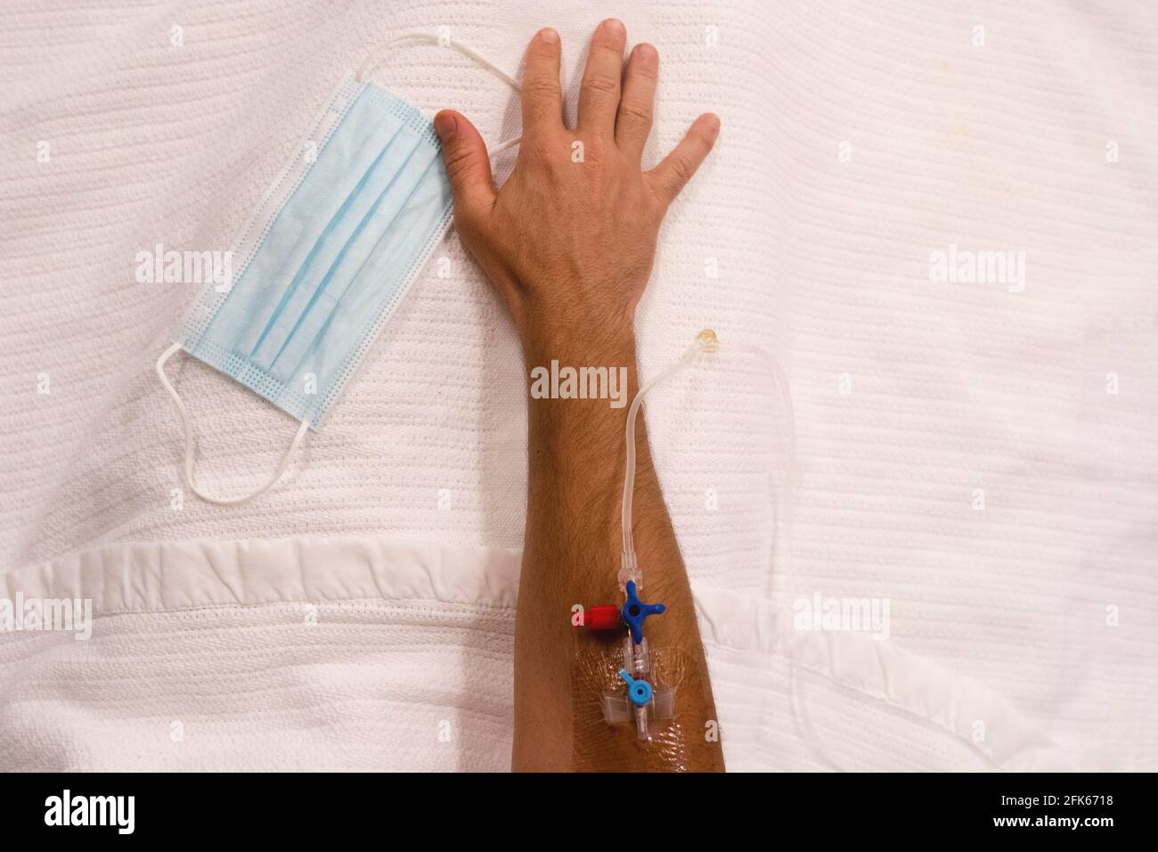 Intravenous infusion tubing hi-res stock photography and images - Alamy