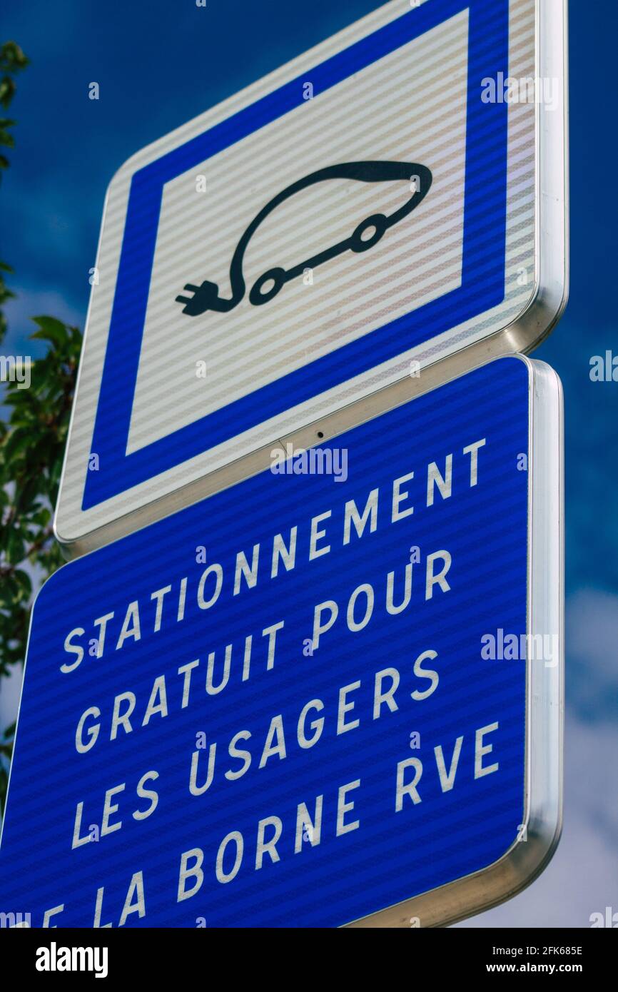 Reims France April 28, 2021 Street sign or road sign, erected at the ...