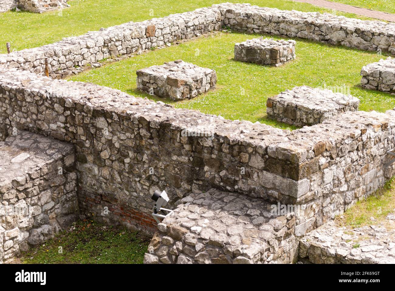 Abandoned stone building foundation hi-res stock photography and images ...