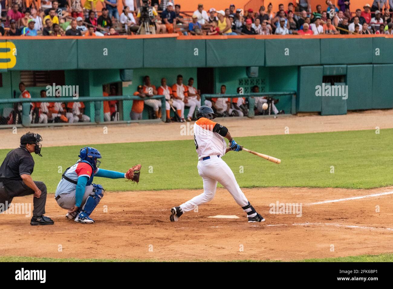 Cuba villa clara baseball hi-res stock photography and images - Alamy