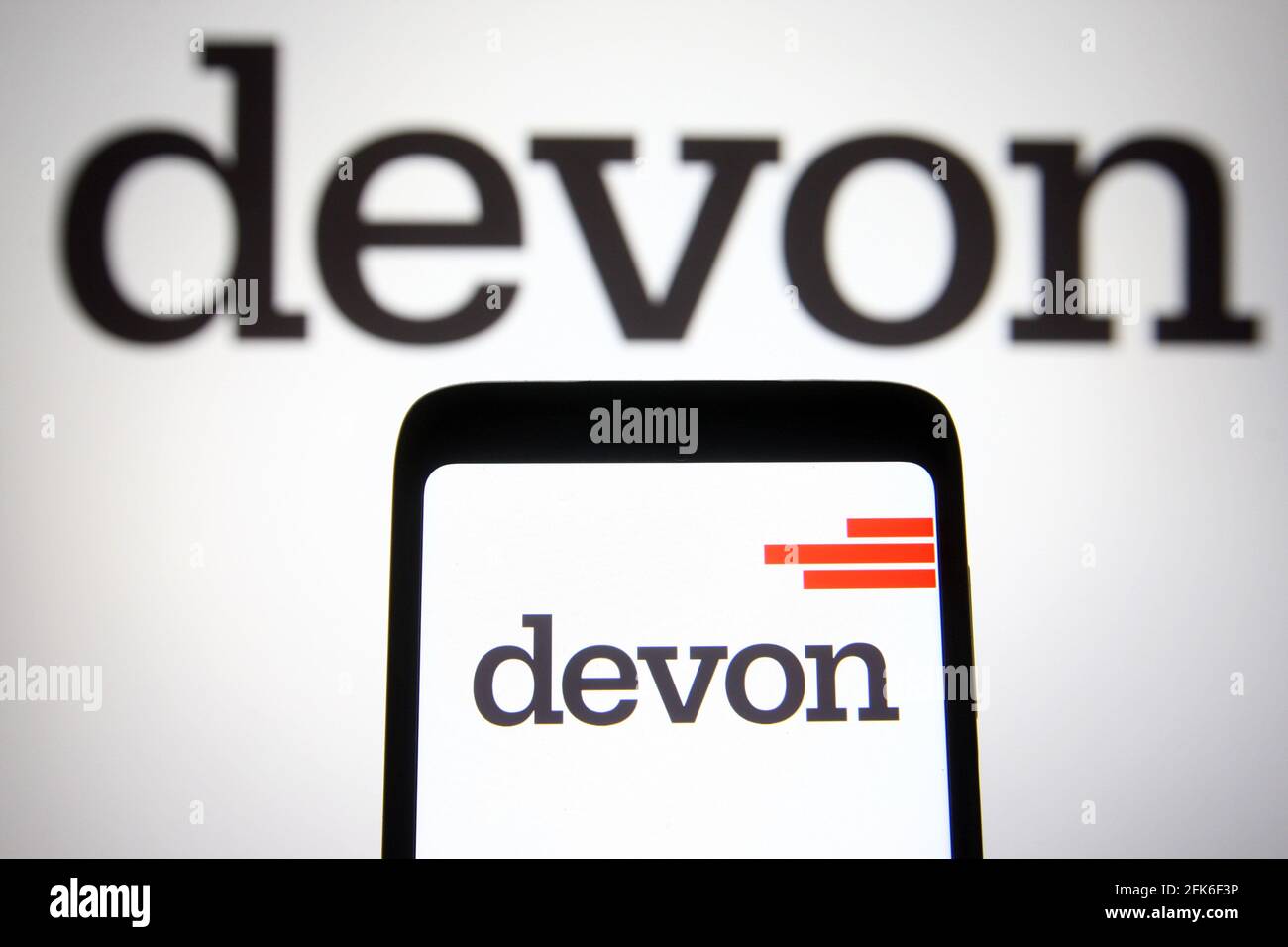 Devon energy logo hi-res stock photography and images - Alamy