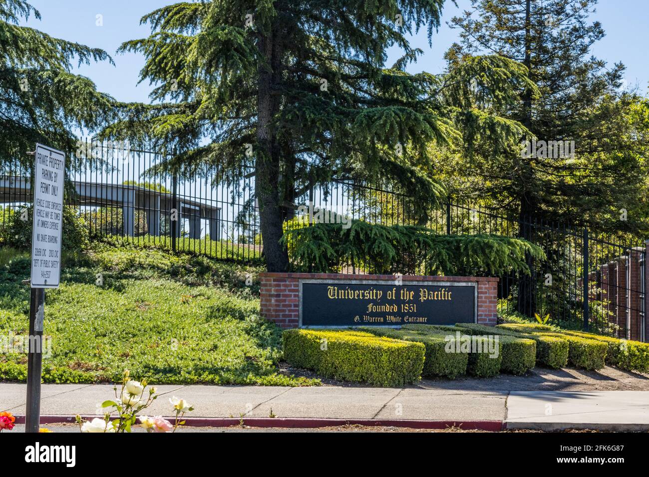 University of pacific uop hi-res stock photography and images - Alamy