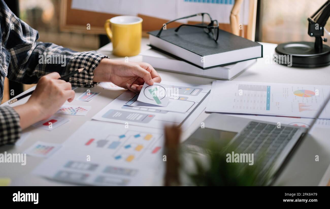 ux designer designing designers web brand phone smartphone layout geek ...