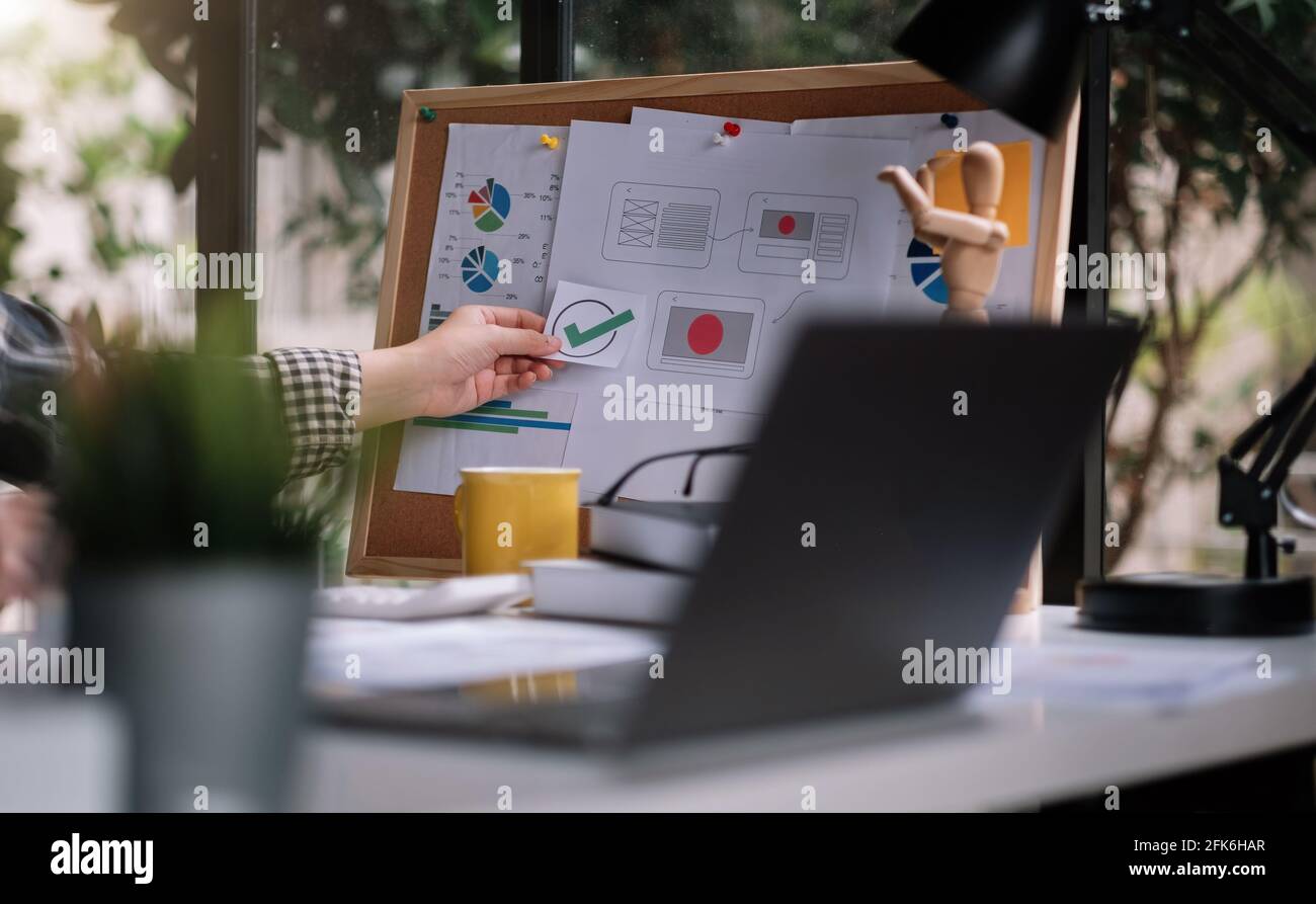 ux designer creative Graphic planning application development for web ...