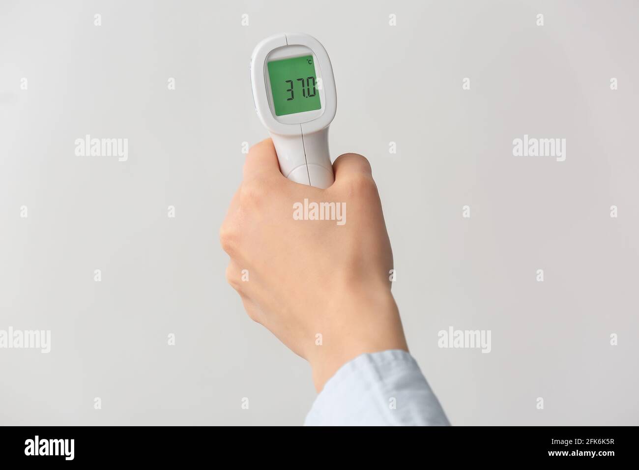 Infrared light hand hi-res stock photography and images - Alamy