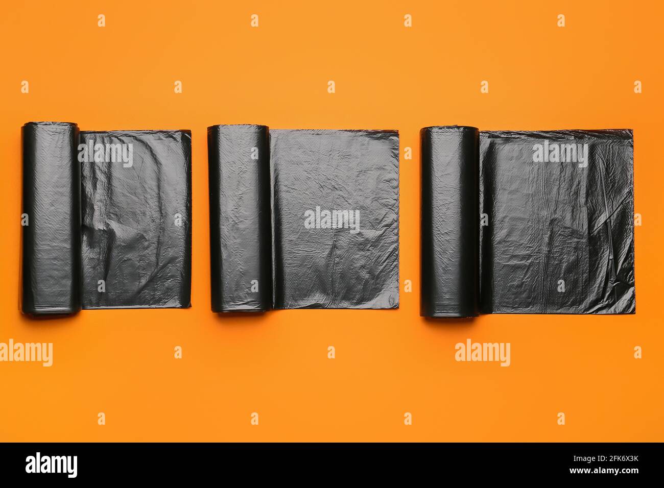 Black bin bag texture hi-res stock photography and images - Alamy