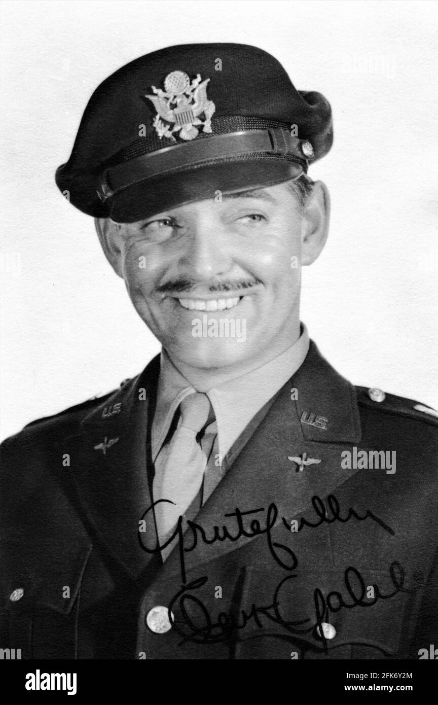LIEUTENANT CLARK GABLE of the U.S. Army Air Forces 1943 Portrait by ...