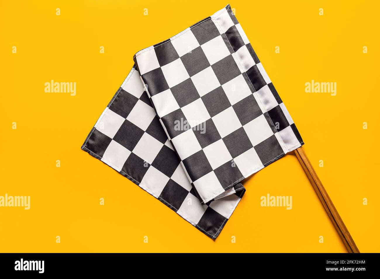 Motor racing yellow flag hi-res stock photography and images - Alamy