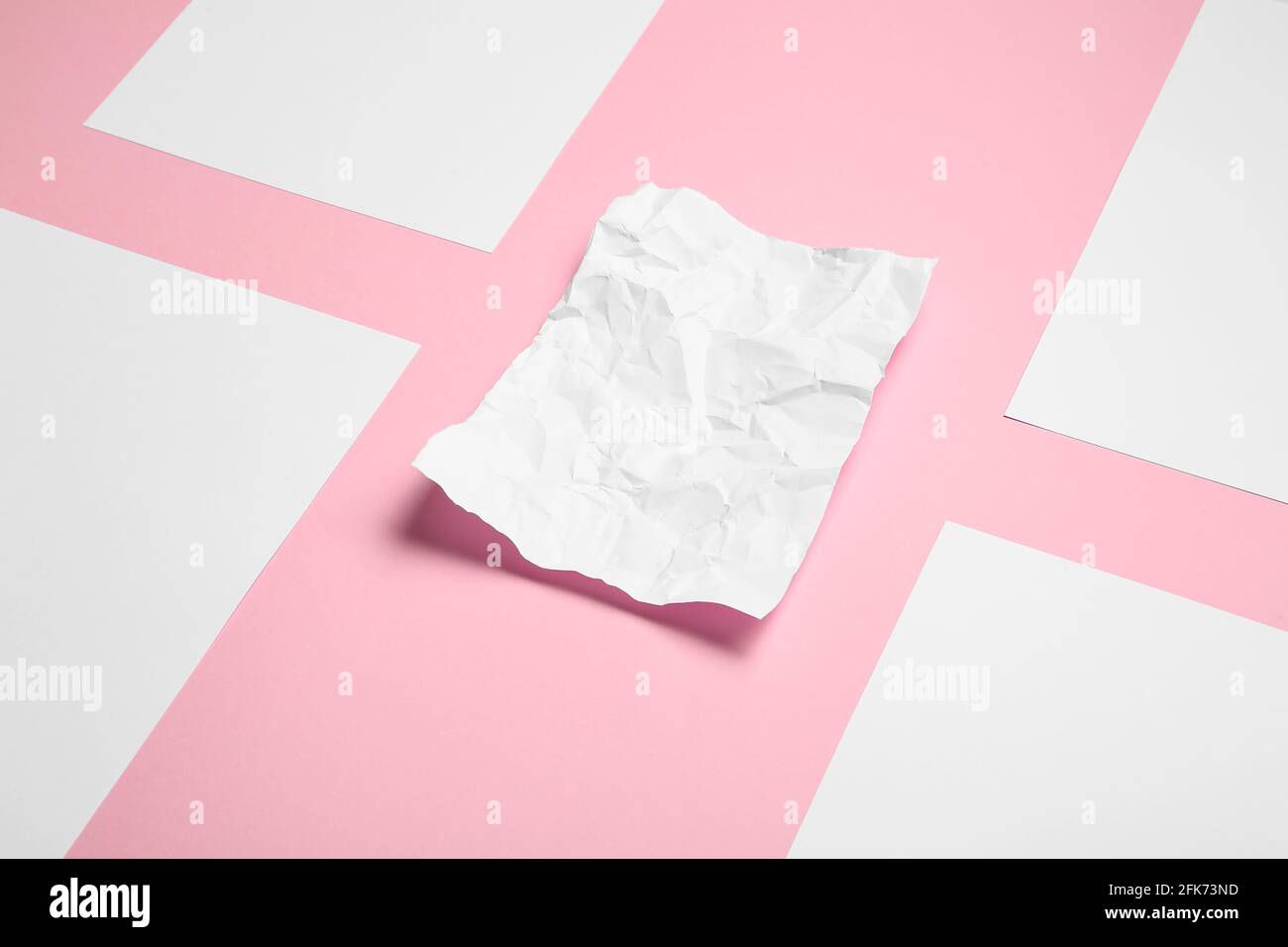 Blank sheets of paper on color background Stock Photo - Alamy