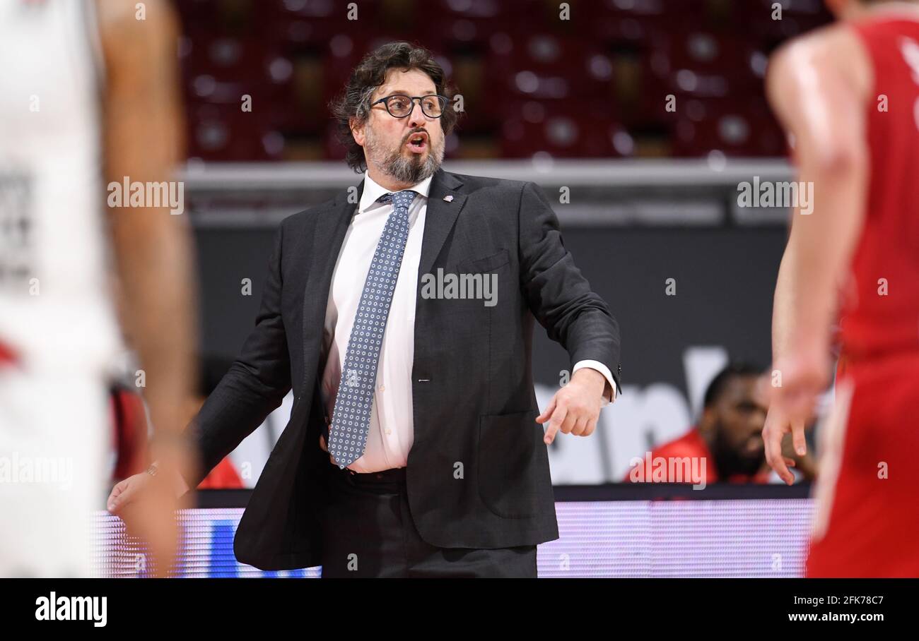 Trinchieri andrea fc bayern münchen trainer hi-res stock photography ...