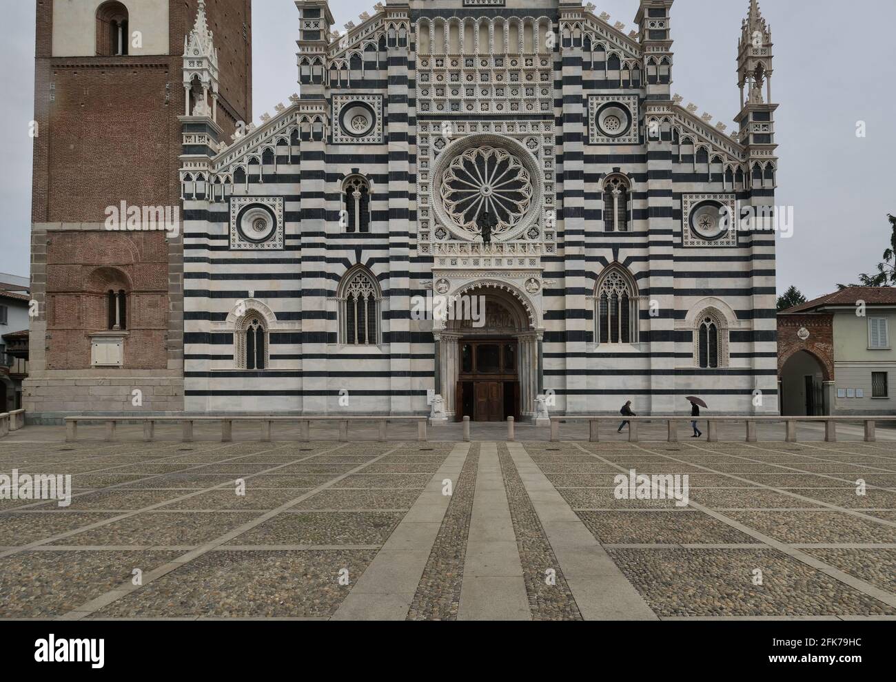 Iron crown of lombardy hi-res stock photography and images - Alamy