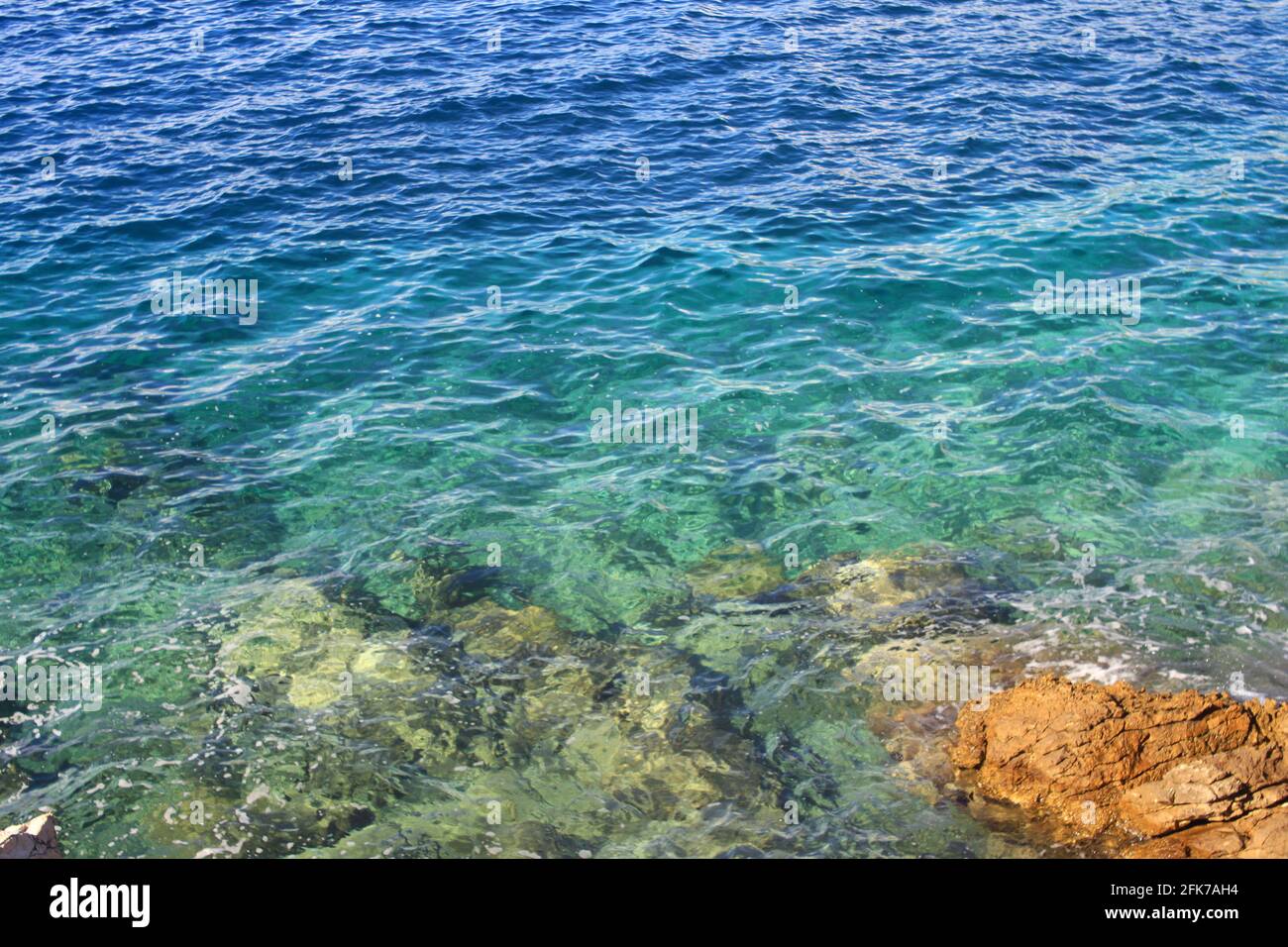 Emerald green sea hi-res stock photography and images - Alamy