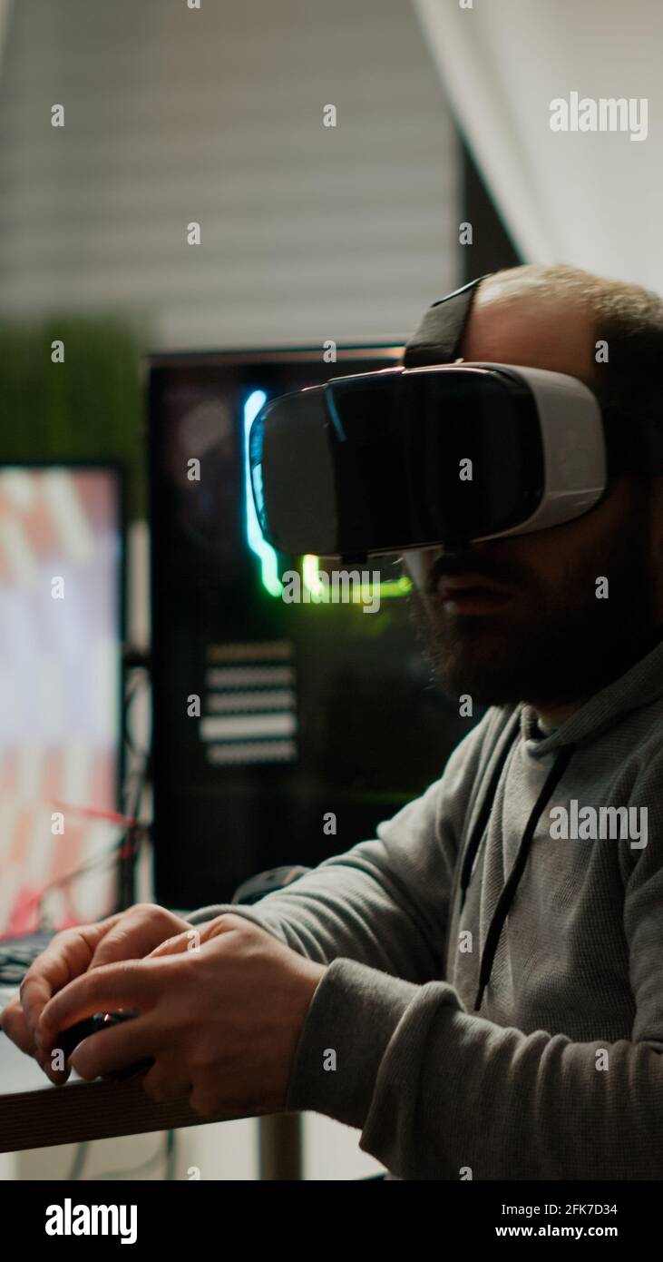 Hands gamer playing rgb keyboard hi-res stock photography and images ...