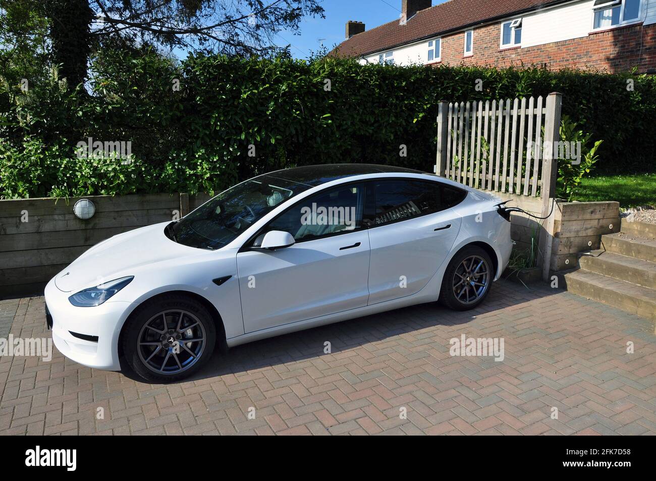 Tesla Model 3 Charging Stock Photo - Alamy