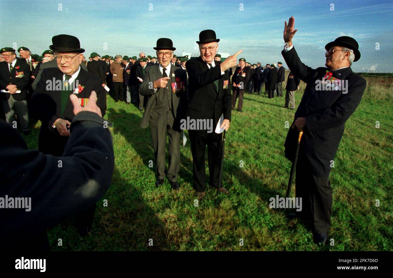 World War Two Veterans at memorial Remembrance Day 1997 World World Two ...