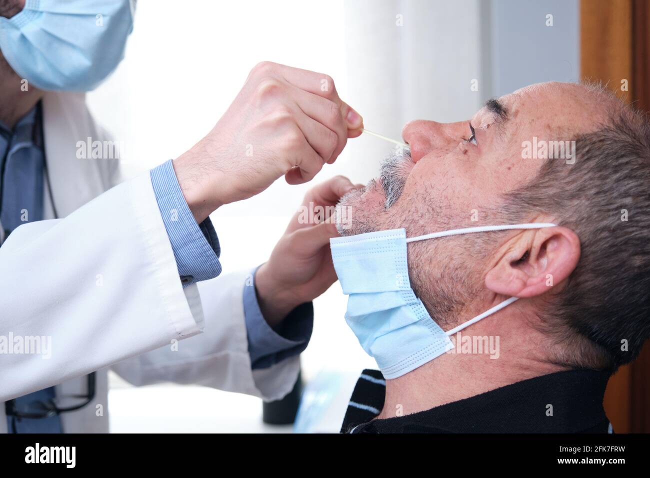 Healthcare nasal swab pcr hi-res stock photography and images - Alamy