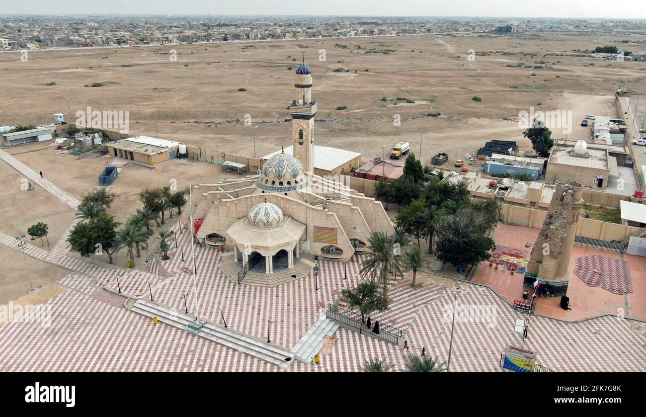 Mosque basra iraq hi-res stock photography and images - Alamy