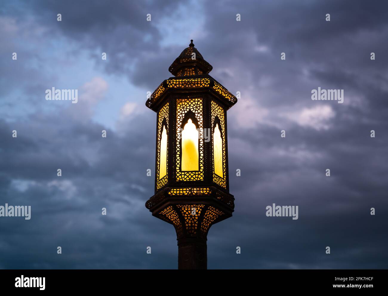 Morocco style lamp at a mosque in Doha, Qatar Stock Photo - Alamy