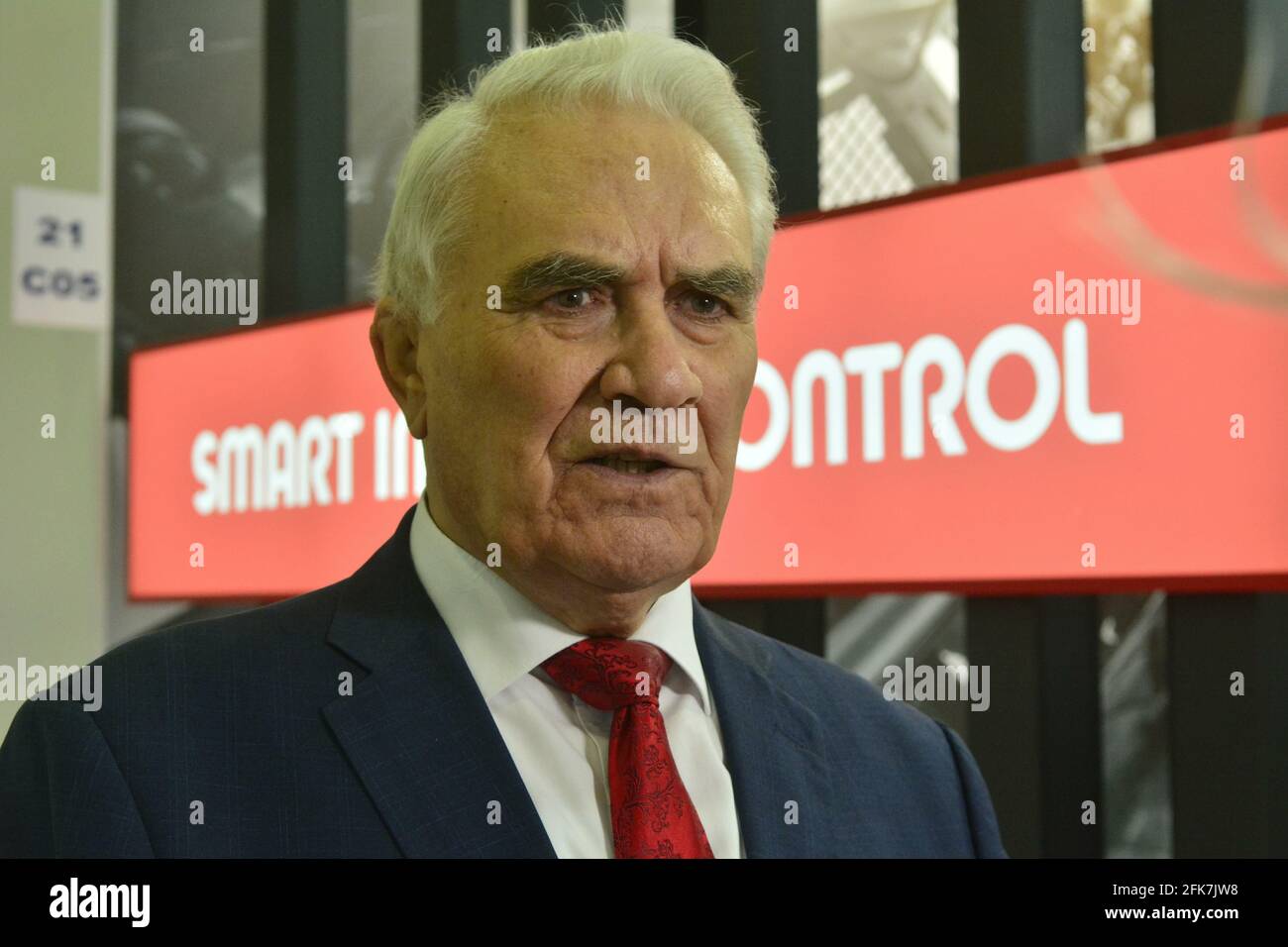 Shmal hi-res stock photography and images - Alamy