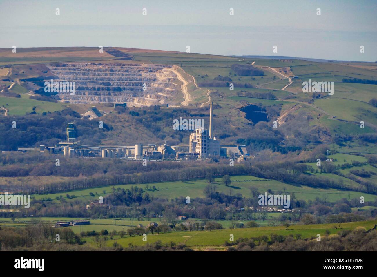 Castleton cement works hi-res stock photography and images - Alamy