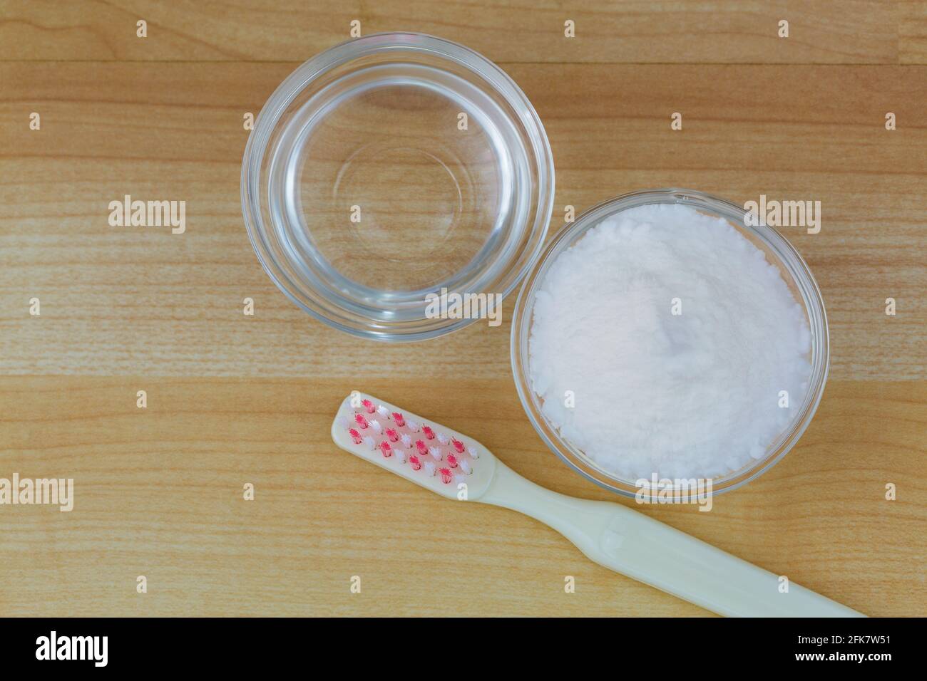 Sodium carbonate powder hi-res stock photography and images - Alamy