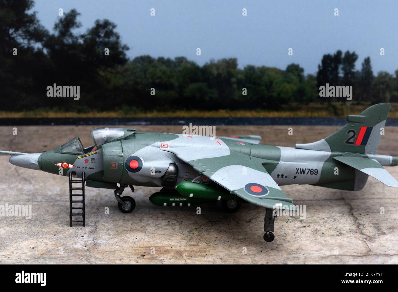 Esci 1 72 scale harrier jump jet hi-res stock photography and images ...