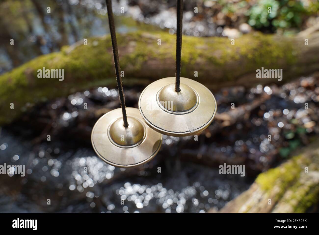 Asian cymbals cymbals hi-res stock photography and images - Alamy