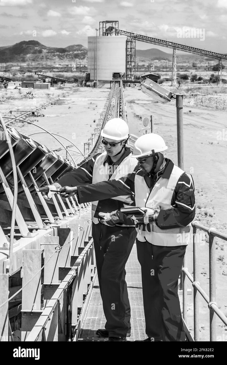 Silo conveyor Black and White Stock Photos & Images - Alamy