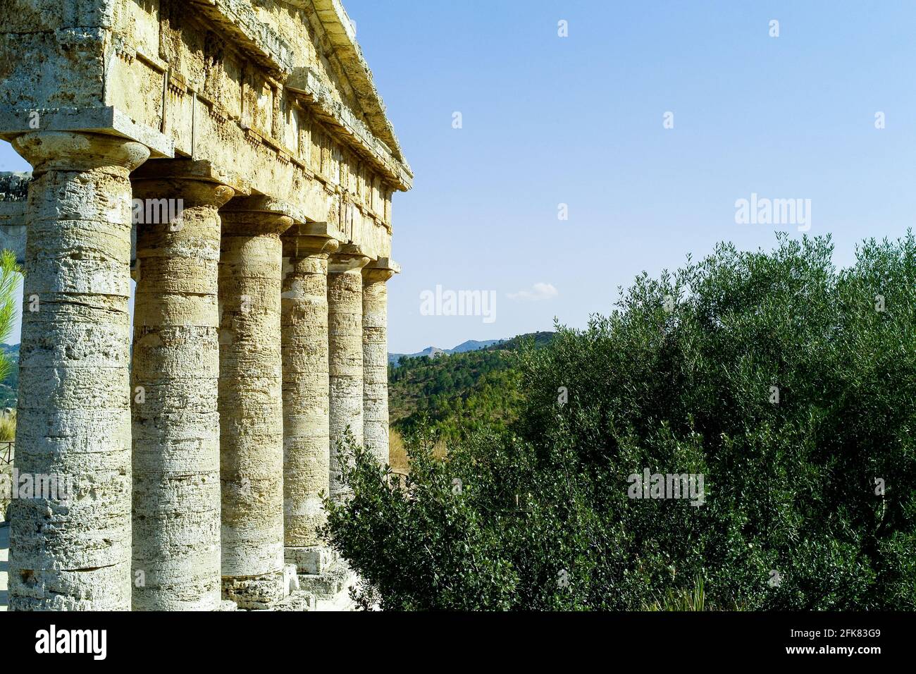 Frontispice architecture hi-res stock photography and images - Alamy