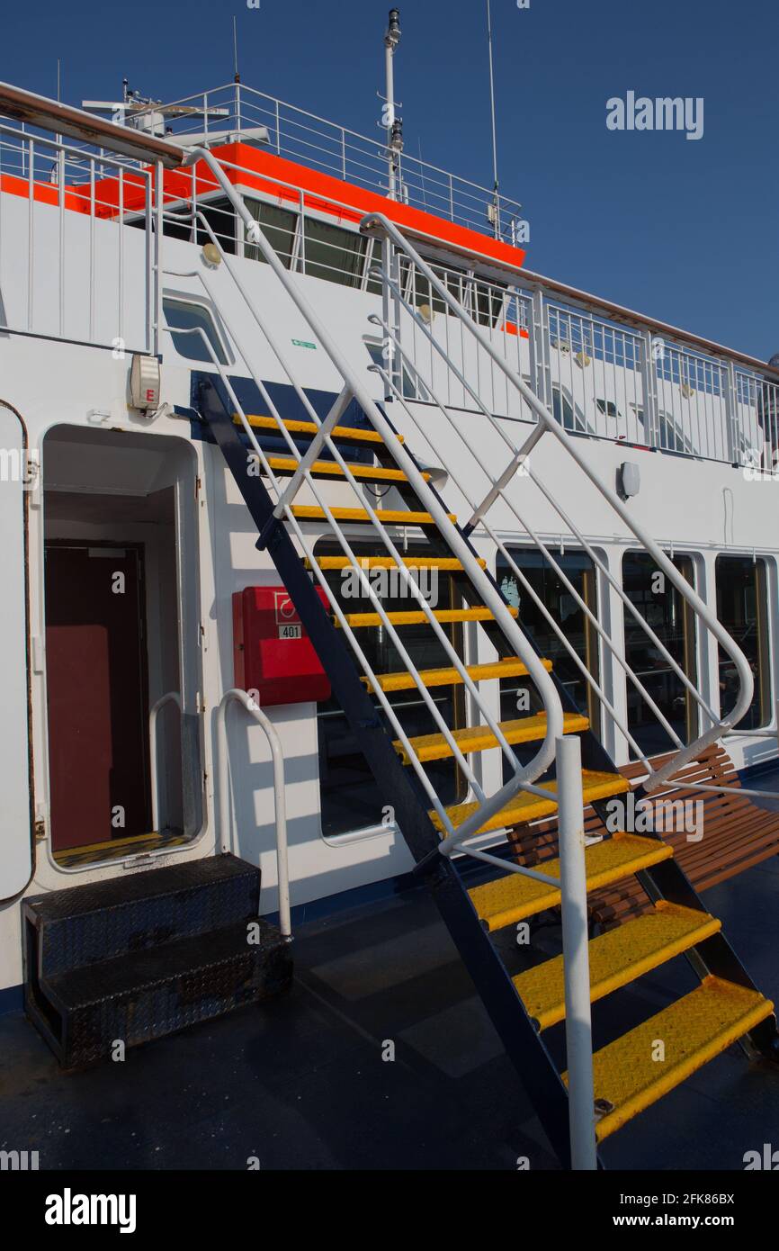 Ship markings hi-res stock photography and images - Alamy