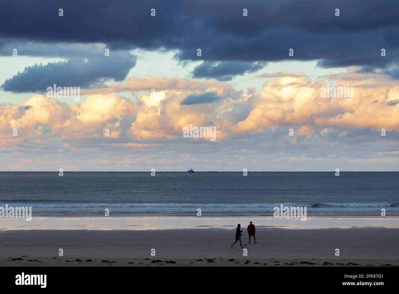 Beach without sand hi-res stock photography and images - Alamy